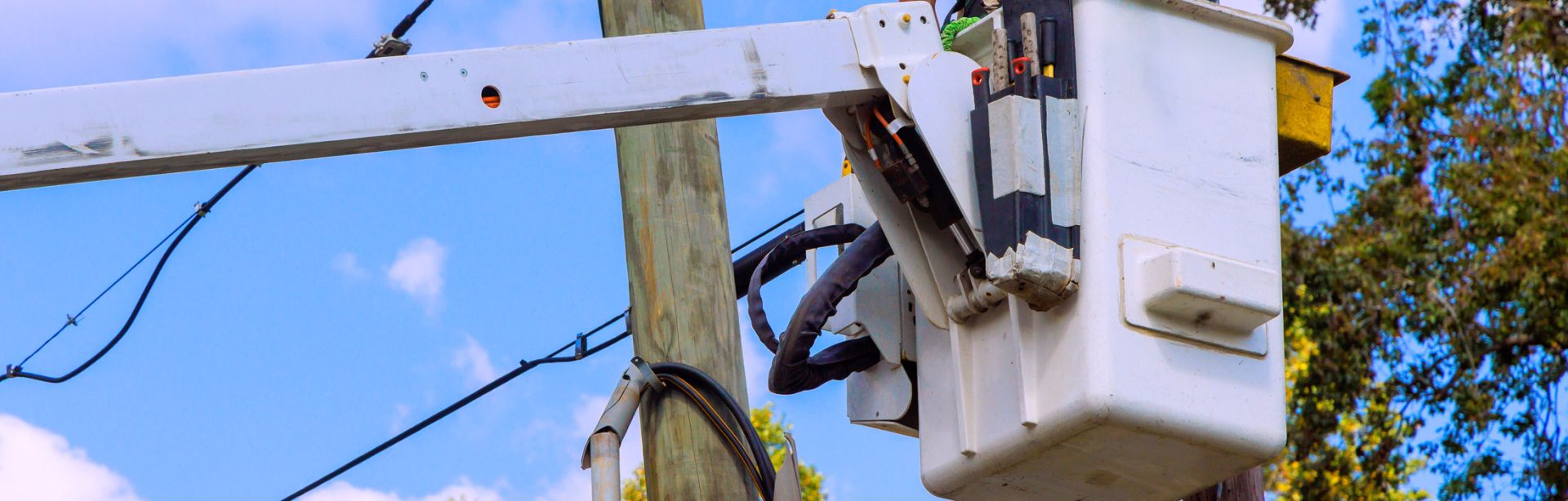 Private Utility Pole Replacement | Highland Park Electric